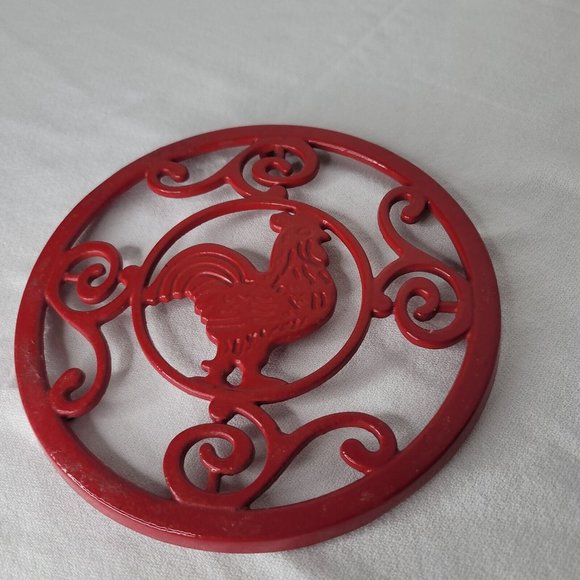 Unbranded | Dining | 775 In Cast Iron Red Rooster Chicken Trivet ...
